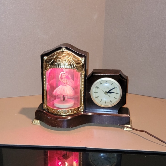 SESSIONS | Other | 95s United Sessions Animated Ballerina Dancing Lady ...